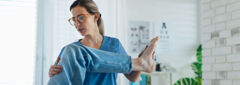 Benefits of TENS Therapy in Sports Medicine | HiDow